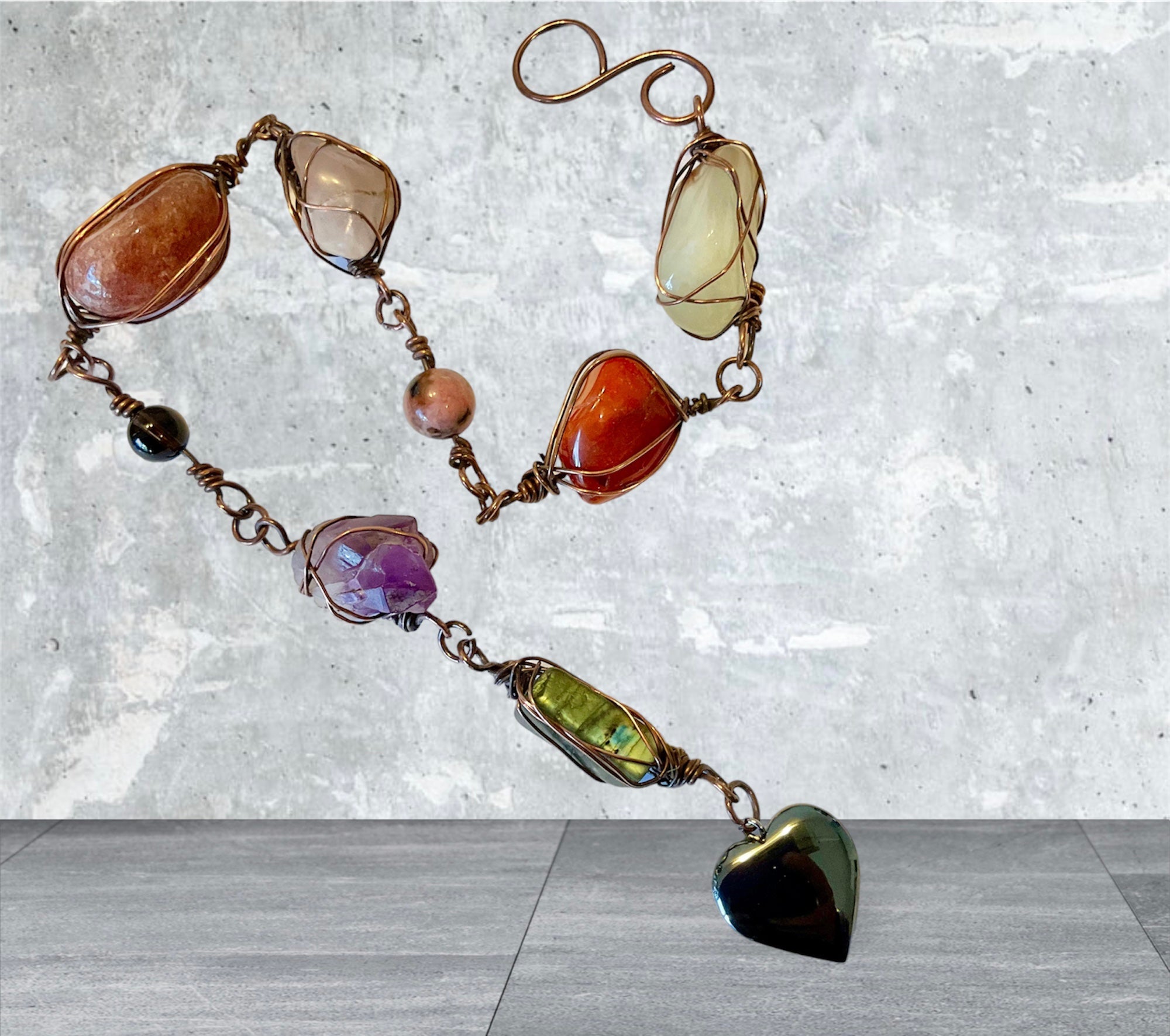 Gemstone Wall Hanging – Connie’s Crystals